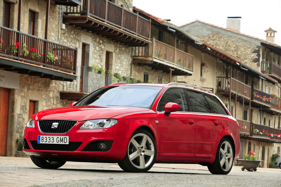 Seat Exeo ST 2.0 TDI DPF CR Style :: 1 photo and 59 specs :: autoviva.com